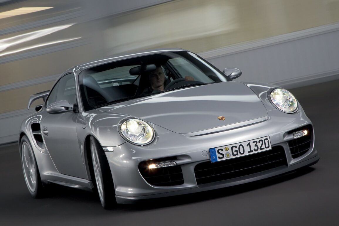 Porsche 911 997 (6th Generation 911) - Research Hub