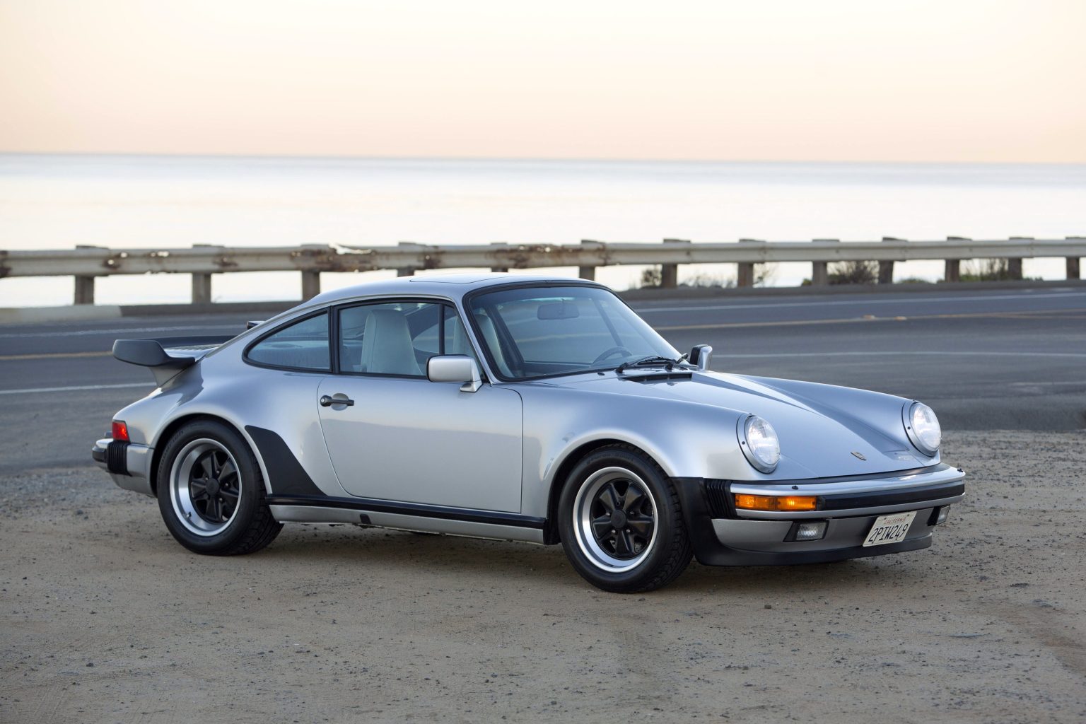 Porsche 911 Turbo 3.3 (930) (1978 - 1989)