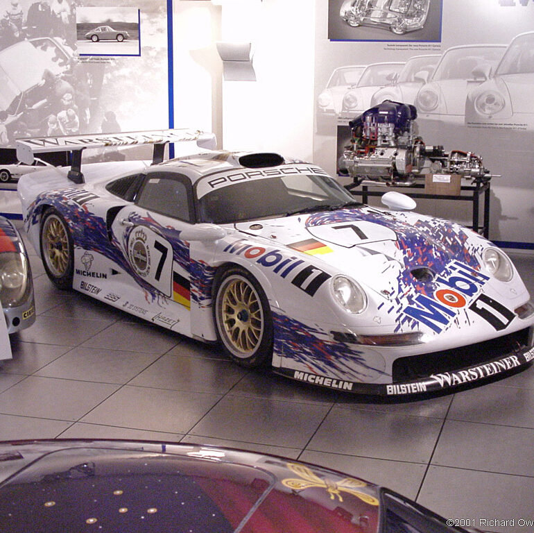 Porsche 911 GT1 (1996) – Pictures & Gallery