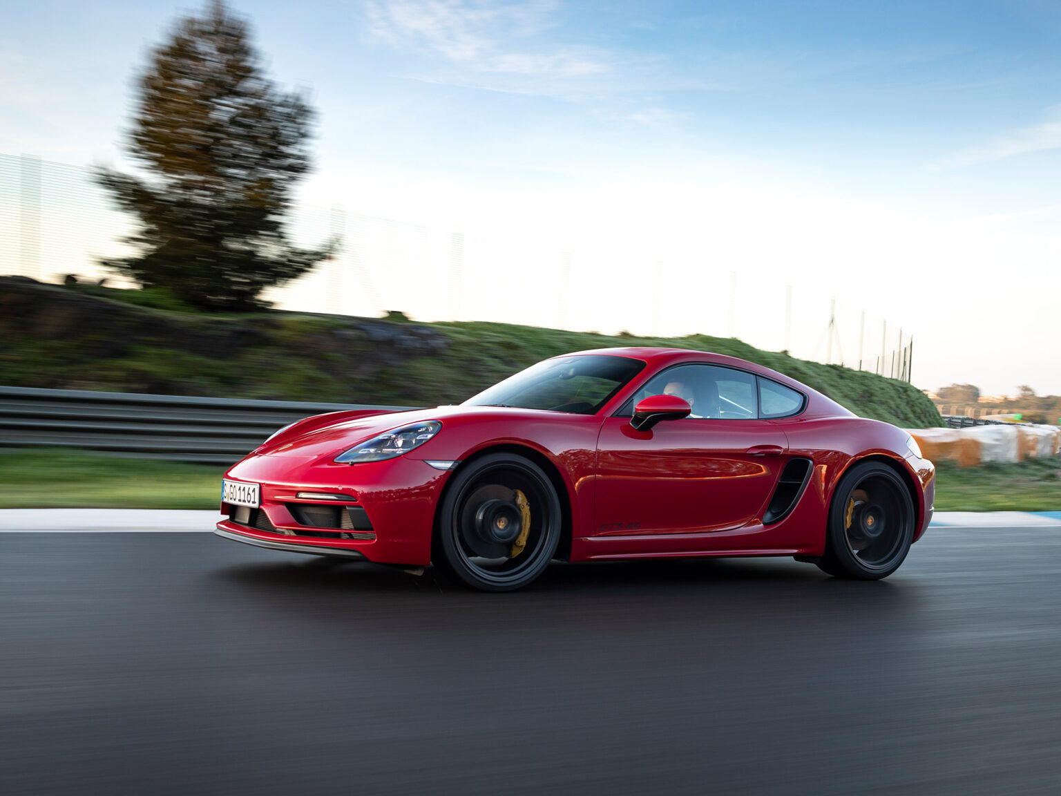 2021 Porsche 718 Cayman - Equipment & Options Codes