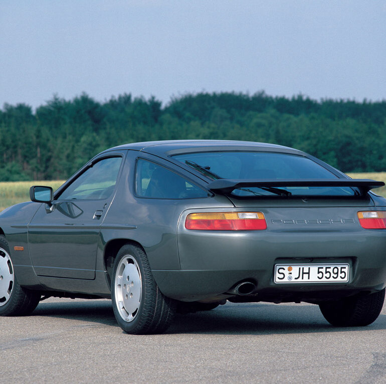 Porsche 928 S4 (1987-1991) - Pictures & Gallery