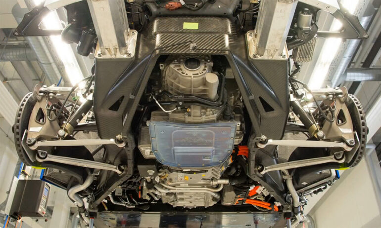 VIDEO: The Porsche 918 - How It's Made