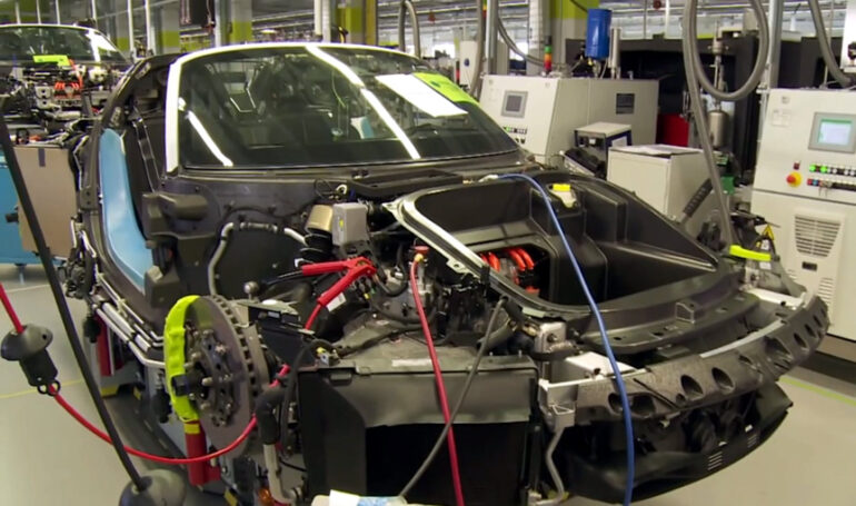 The Porsche 918 - How It's Made - Stuttcars