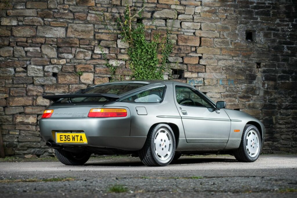 Porsche 928 S4 (1987-1991) - Pictures & Gallery
