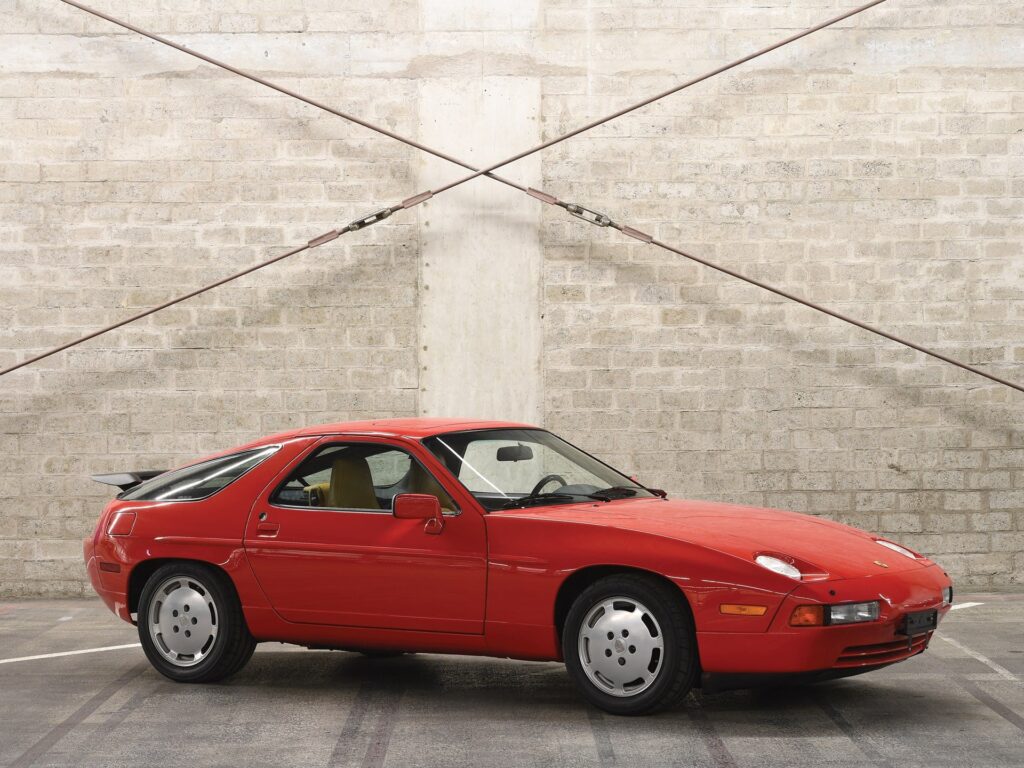 Porsche 928 S4 (1987-1991) - Pictures & Gallery