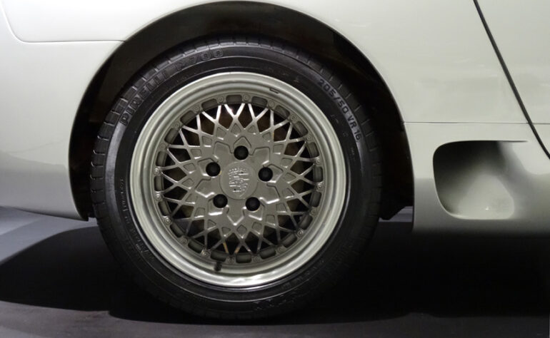 Porsche 984 Concept Car (1984 - 1987)