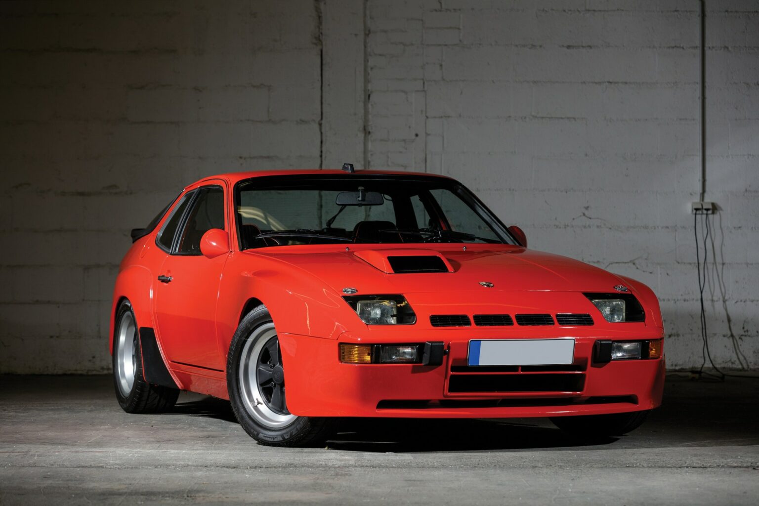 Porsche 924 - Ultimate Model Guide