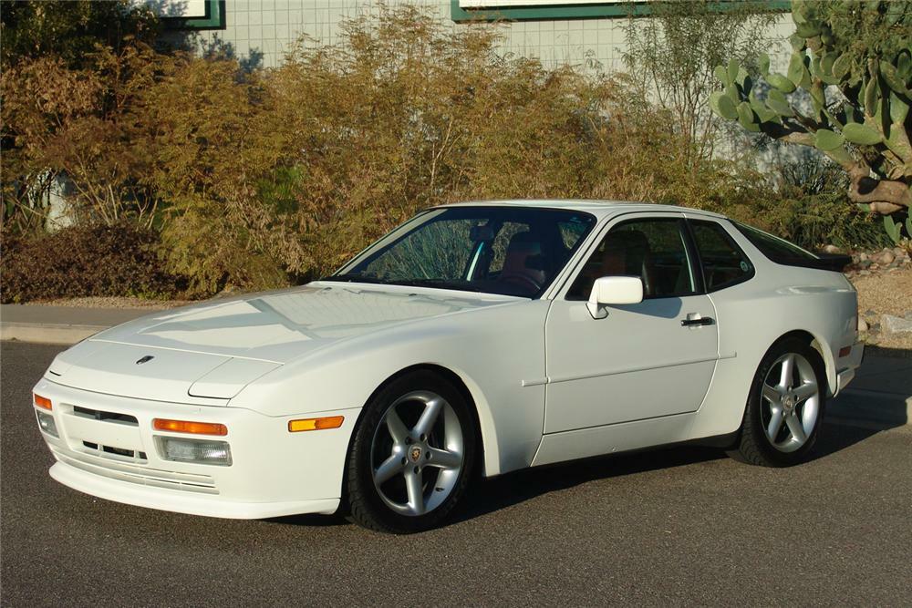 Porsche 944 Coupe (1988) – Specifications & Performance