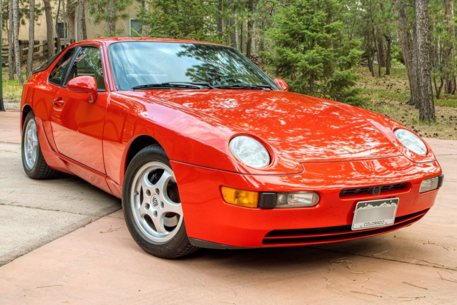 Porsche 968 Coupe (1993) – Specifications & Performance