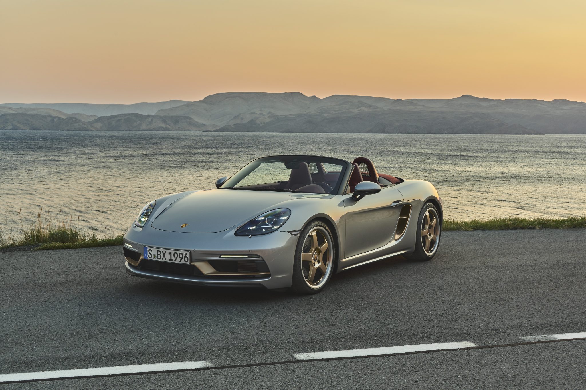 Porsche Boxster (4th Generation) - Research Hub
