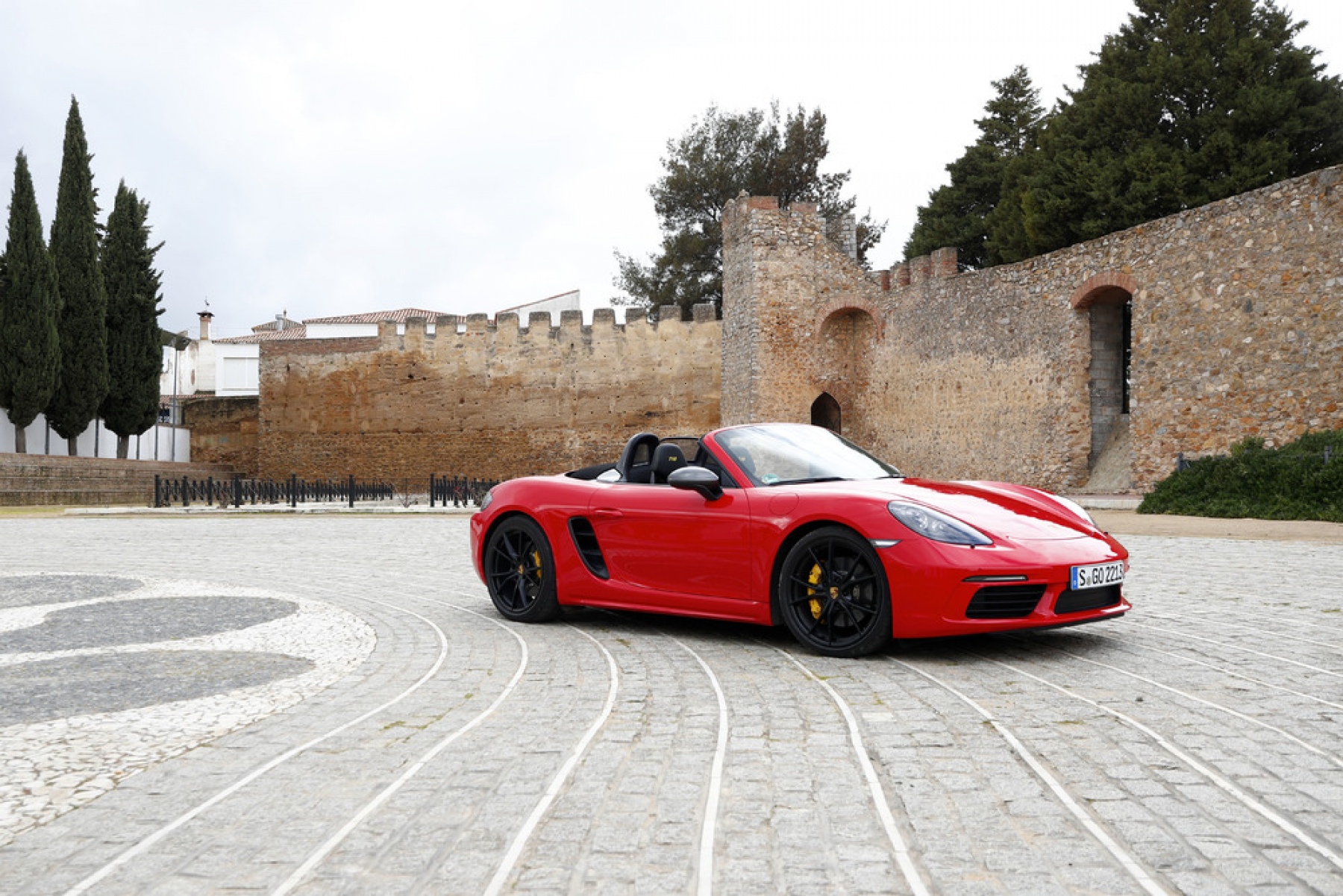 Porsche 718 Boxster T (2021) – Specifications & Performance