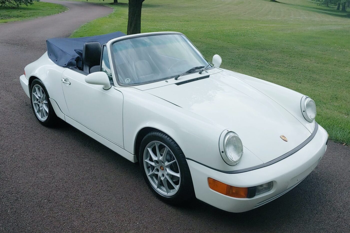 Porsche 911 Carrera 2 Cabriolet (1991) – Specifications & Performance