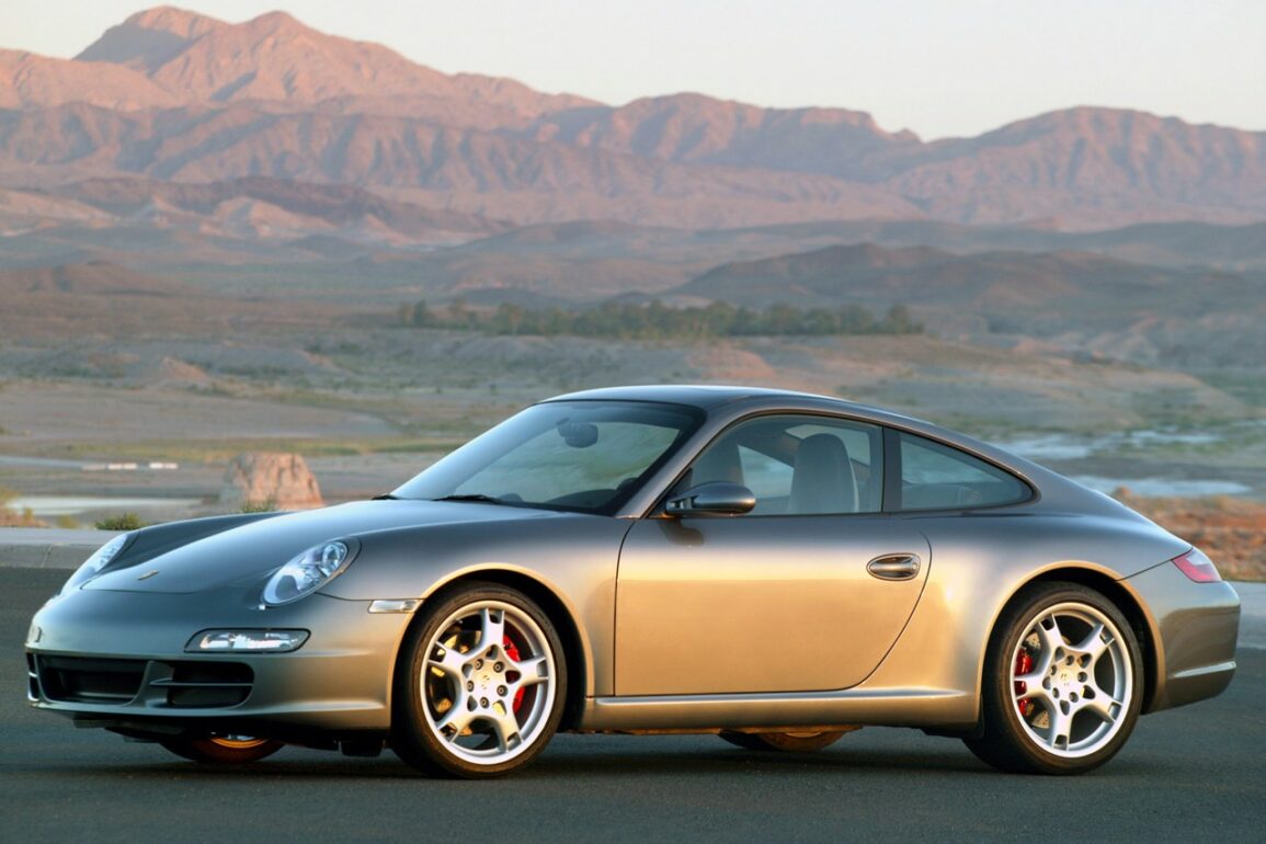 Porsche 911 997 (6th Generation 911) - Research Hub