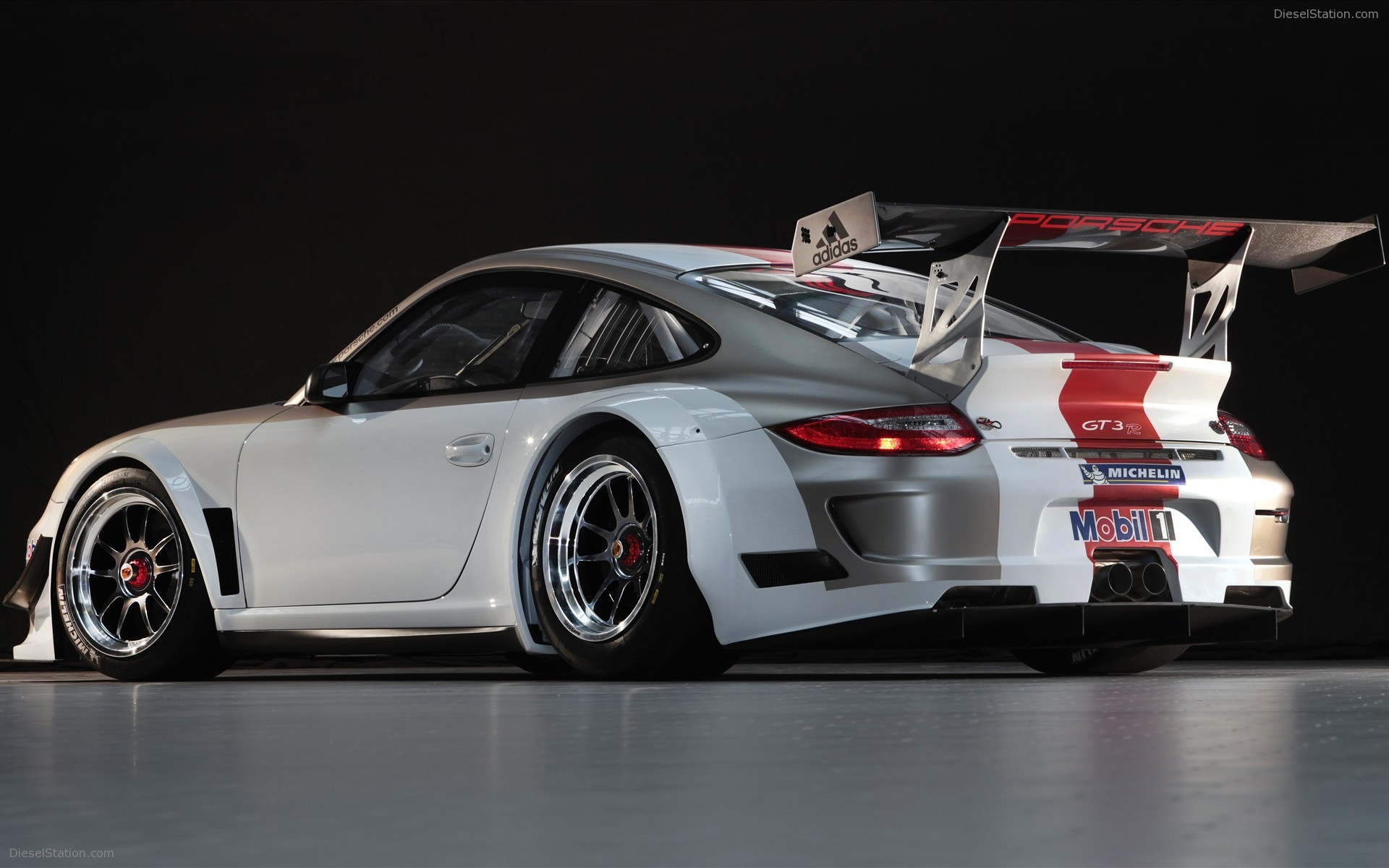 Porsche 911 GT3 RSR (997) (2010) – Specifications & Performance