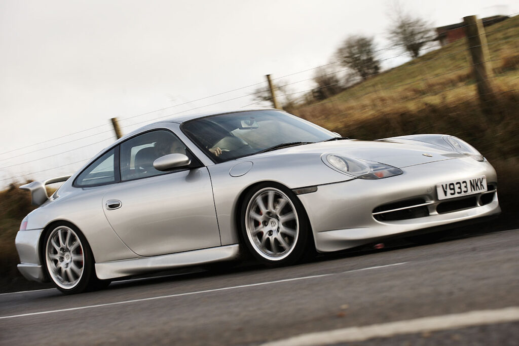 Porsche 911 (996) Technical Specifications (All Years & Models)