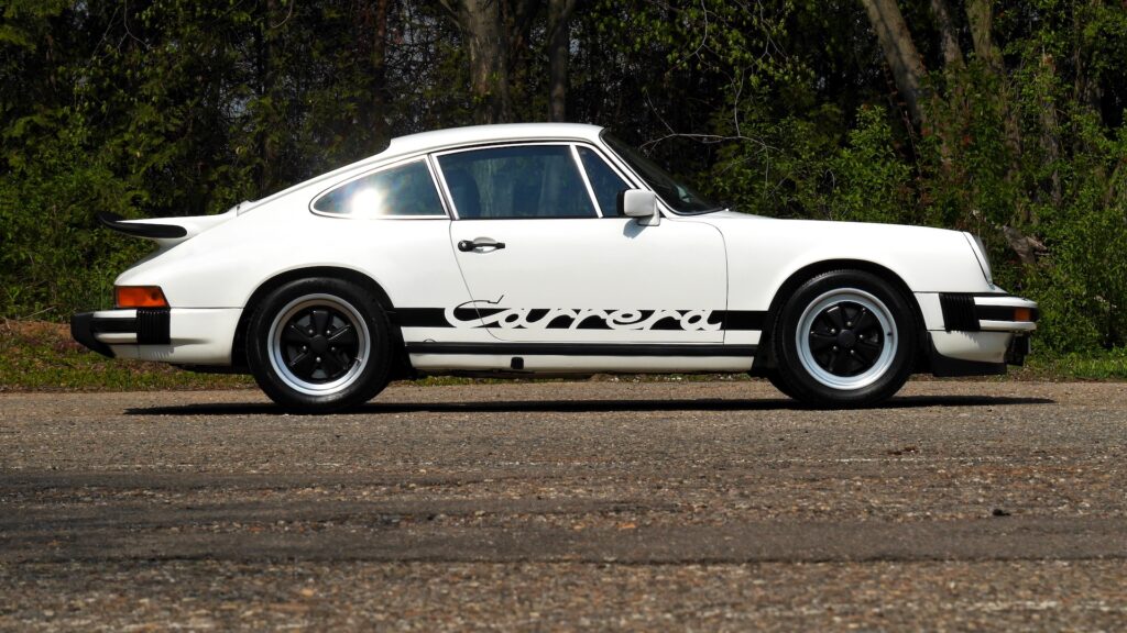Porsche 911 Carrera 3.0 (1976 - 1977)