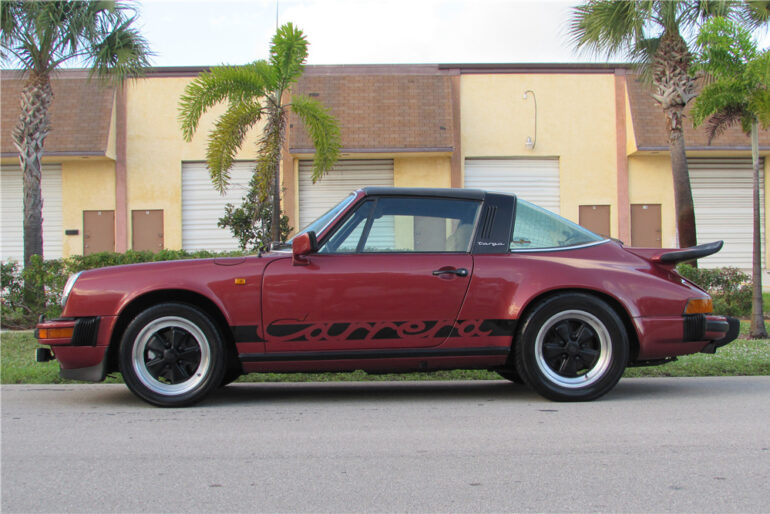 Porsche 911 Carrera 3.0 (1976 - 1977)