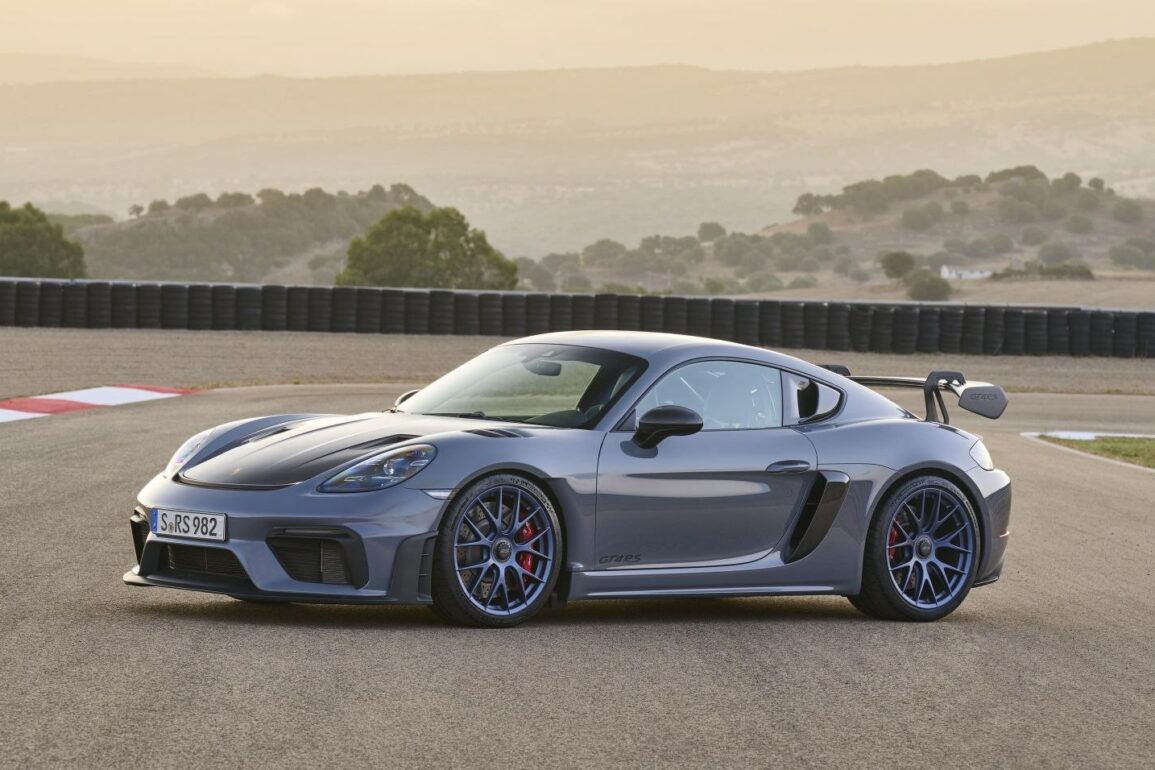 The Best Porsche Cayman Model Years