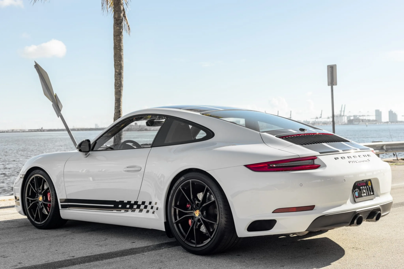 For Sale: Fabulous 2017 Porsche 911 Carrera S Endurance Racing Edition ...