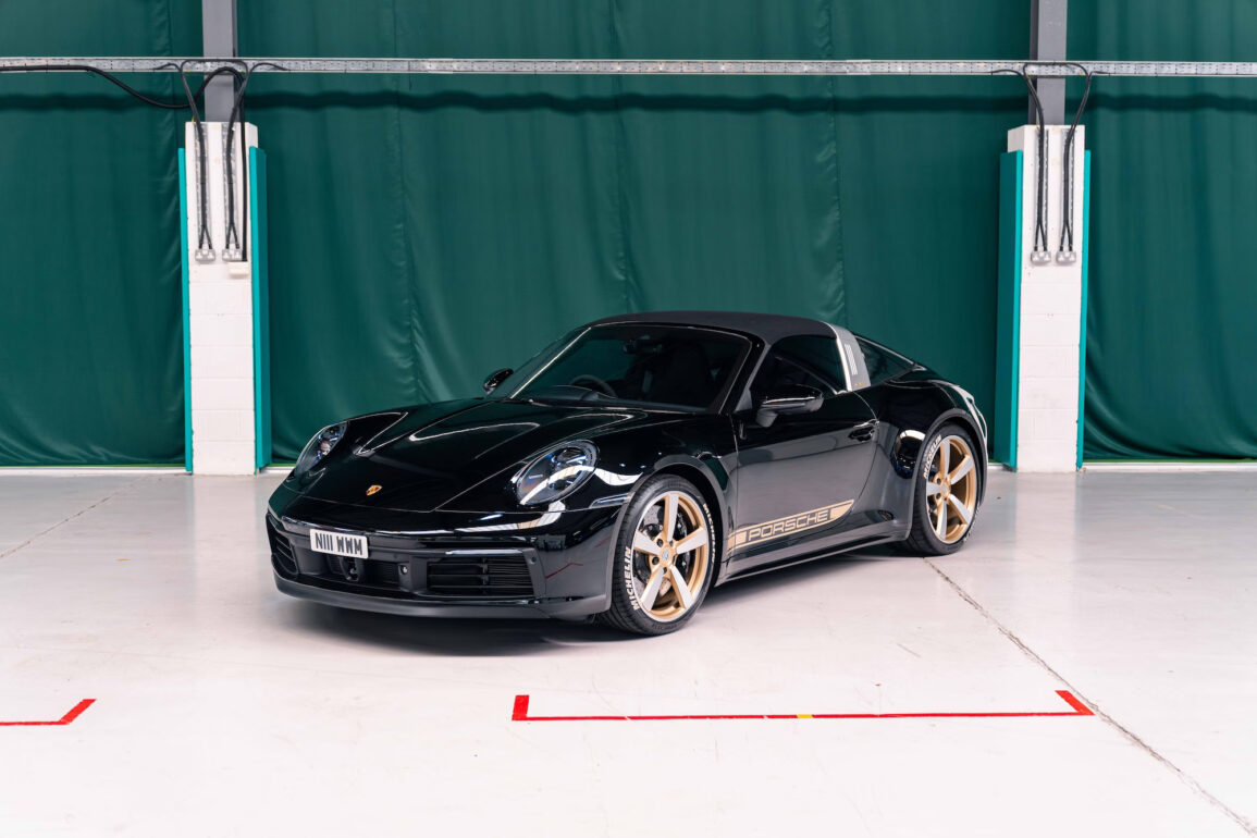 Auction: Exquisite Porsches Offered By Collecting Cars - Stuttcars