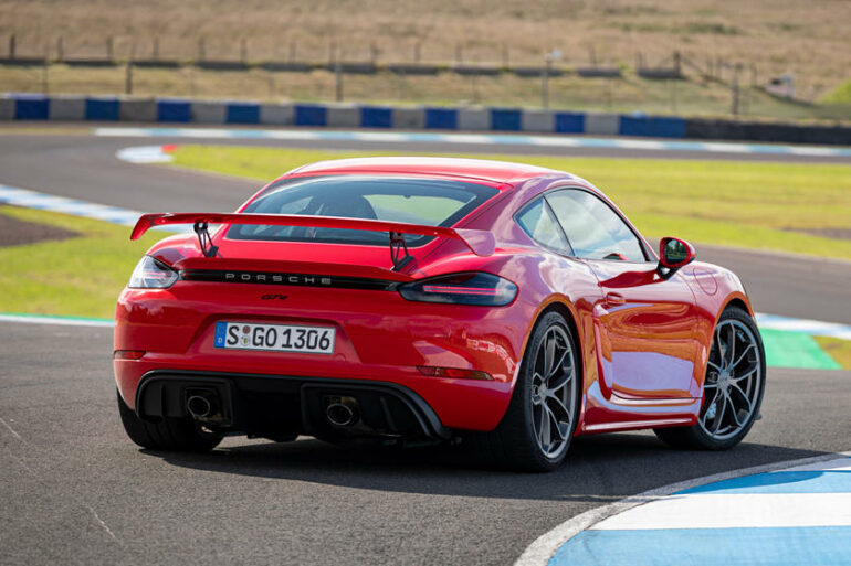 Porsche 718 Cayman GT4 (2022) – Specifications & Performance