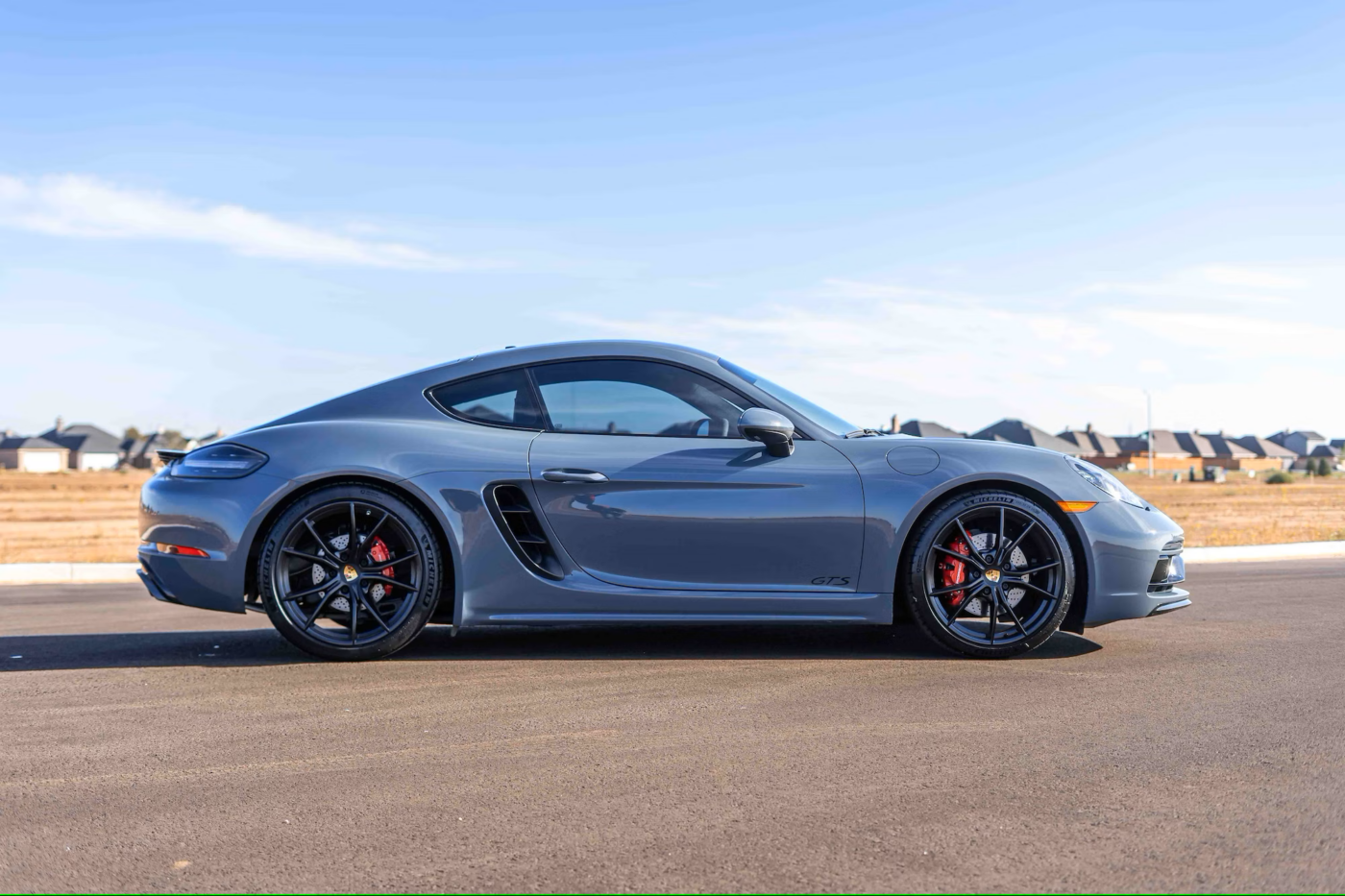 FOR SALE: Stunning 2018 Porsche 718 Cayman GTS
