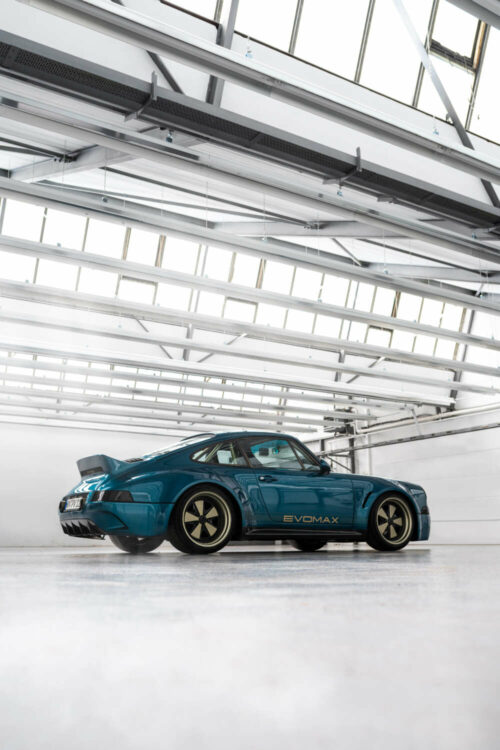 Evomax Creates Some of the Most Extreme Porsche 964 Restomods Around