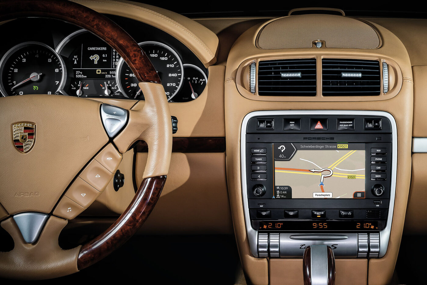 Porsche Classic Communication Announces New Products
