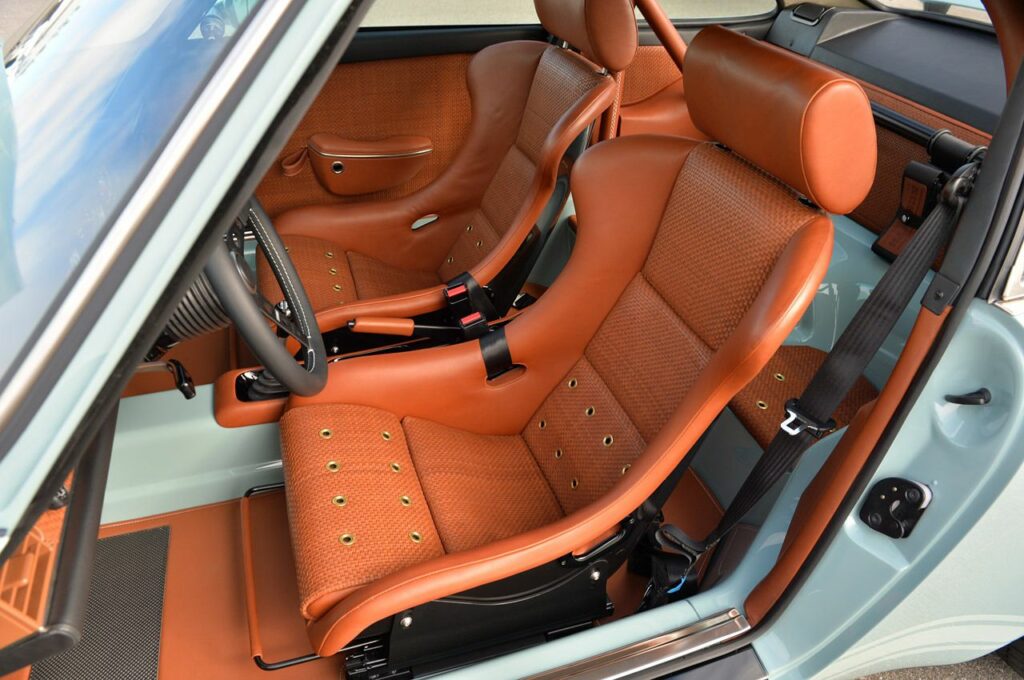 100+ Dazzlingly Detailed Singer Porsche Seats