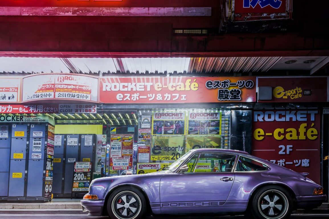 Singer Vehicle Design