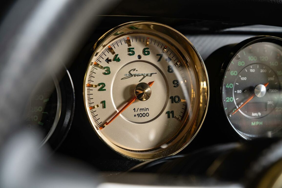 Oxford Commission (DLS) by Singer Vehicle Design
