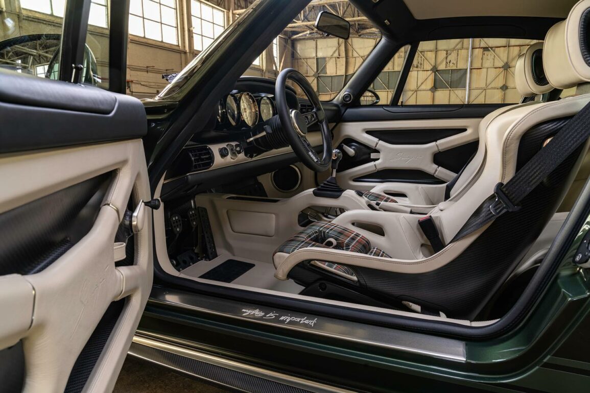 100+ Impossibly Beautiful Singer Porsche Interiors