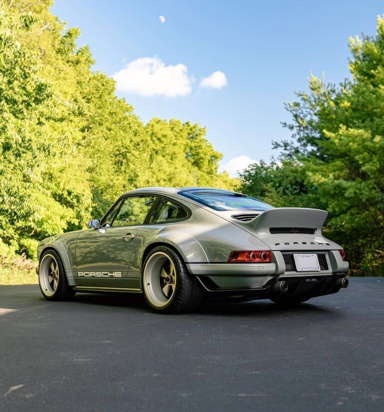 Quartz Commission (DLS) by Singer Vehicle Design