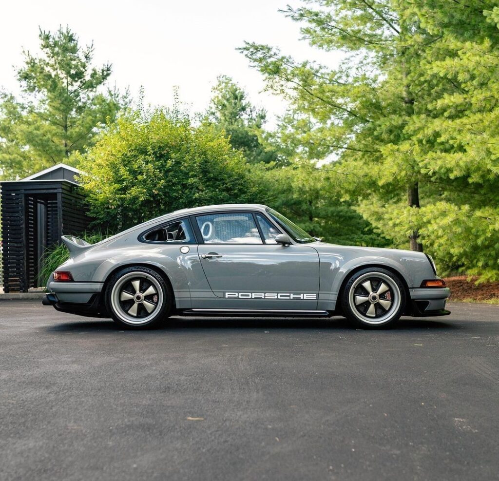 Quartz Commission (DLS) by Singer Vehicle Design