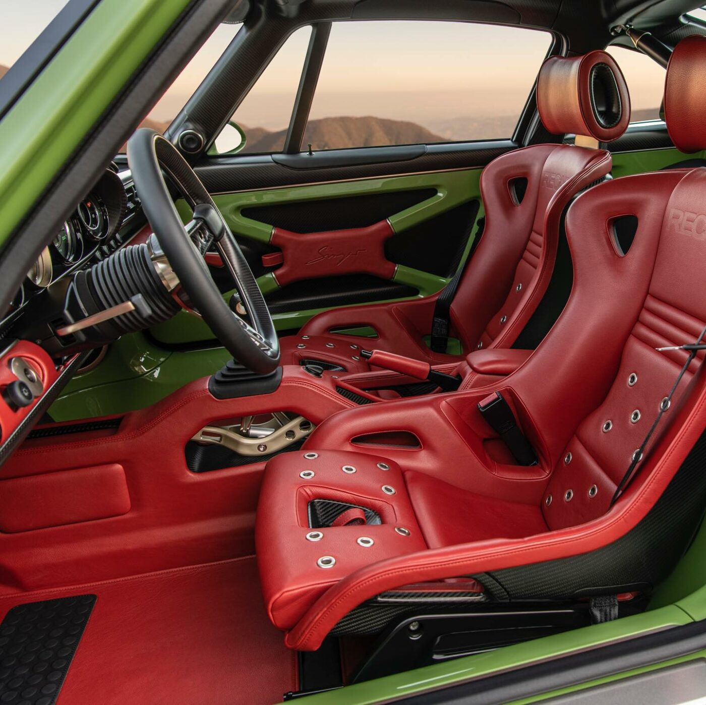 Unico Commission by Singer Vehicle Design