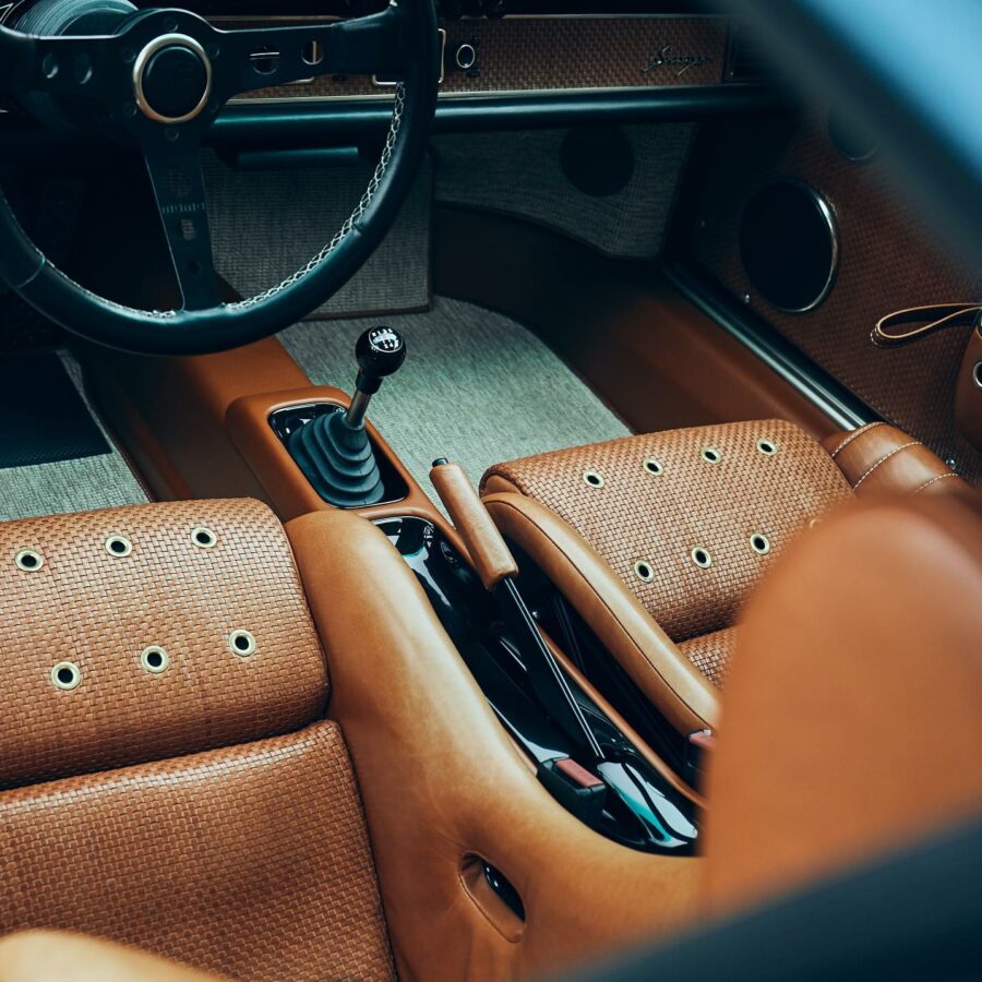 100+ Impossibly Beautiful Singer Porsche Interiors