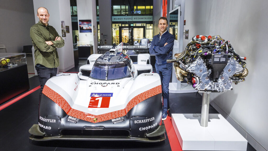 75 years of Porsche sports cars: Porsche celebrates a success story