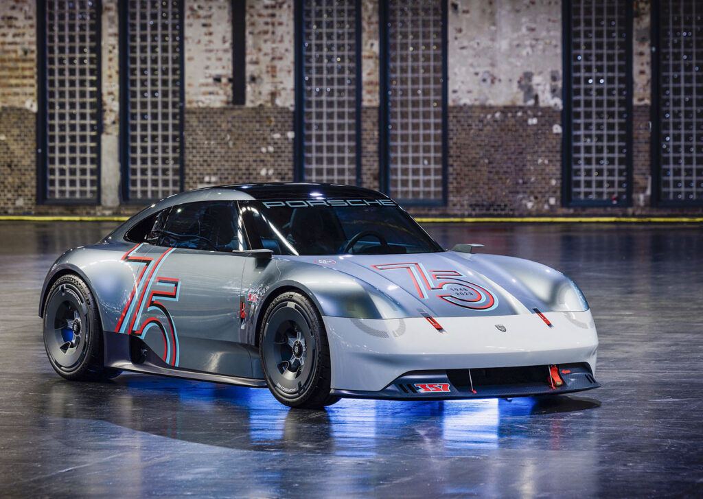 75 years of Porsche sports cars: Porsche celebrates a success story