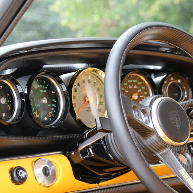 100+ Impossibly Beautiful Singer Porsche Interiors