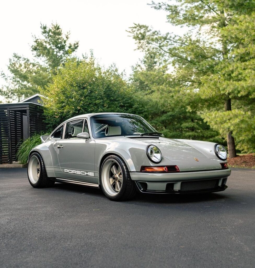 VIDEO: Morning Drive w/ a Singer DLS