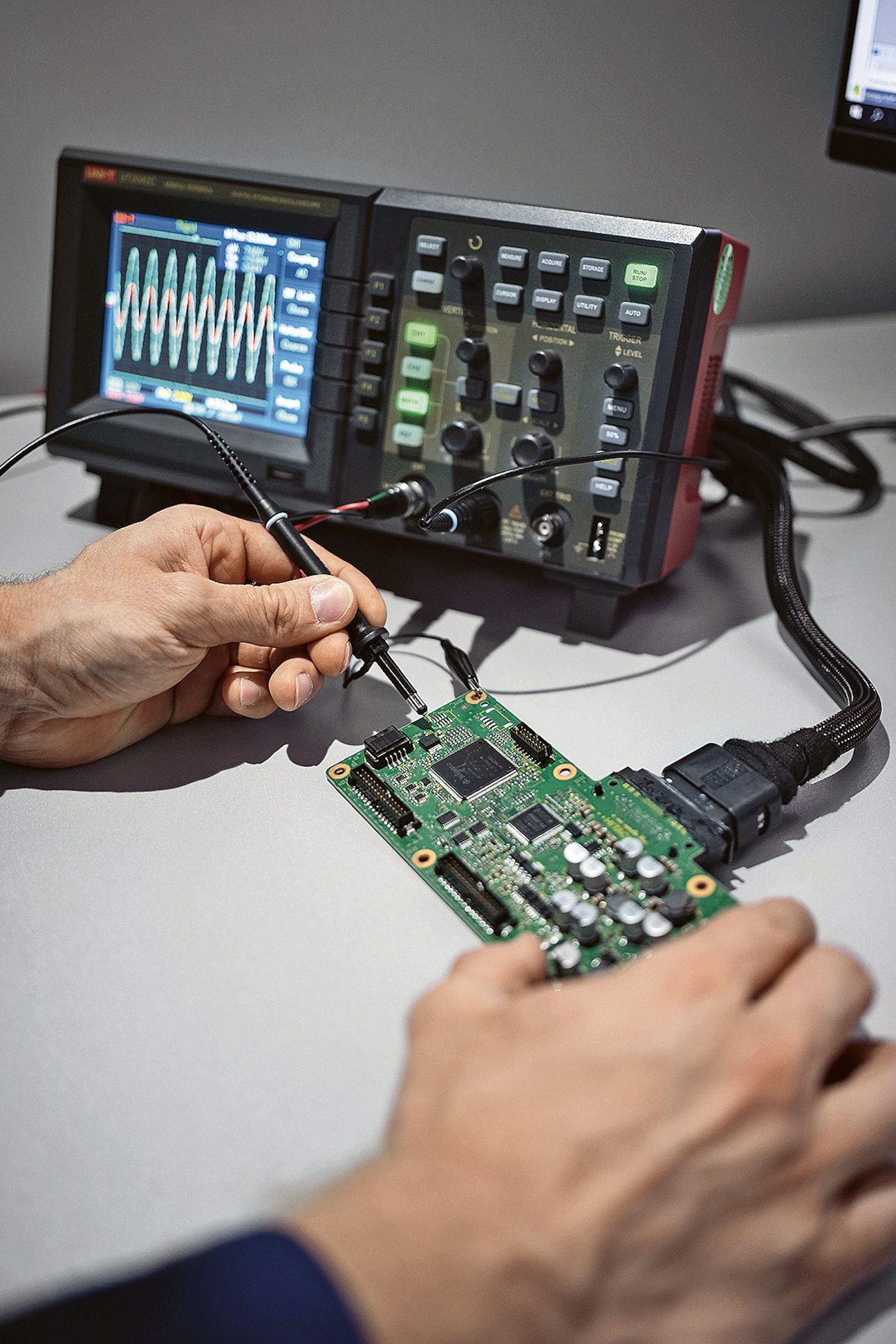 High-voltage batteries on the test bench at Porsche