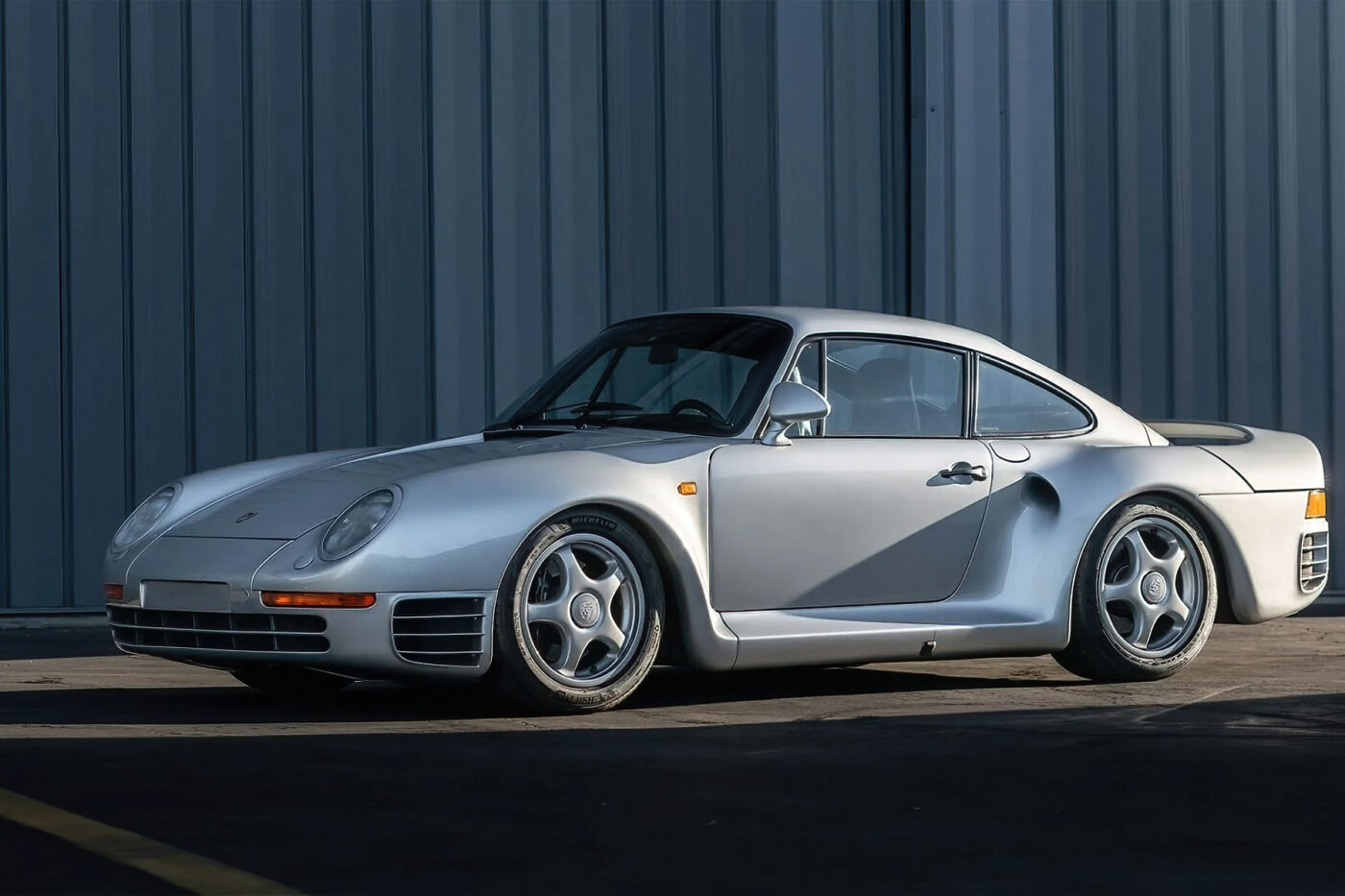 FOR SALE: 1987 Porsche 959 Komfort