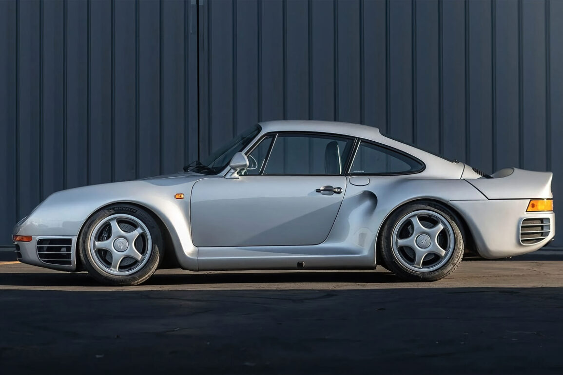 FOR SALE: 1987 Porsche 959 Komfort