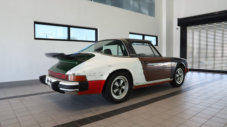 Porsche Classic Restoration ... with a twist