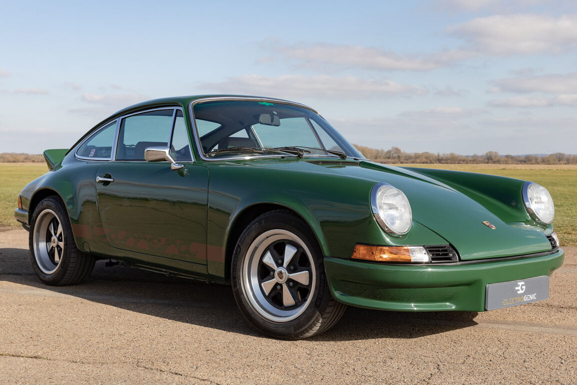 VIDEO: Porsche 956 In action at Monza Circuit! - Stuttcars