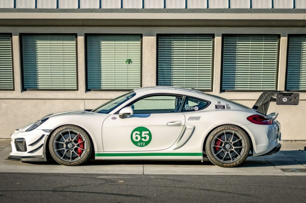 Porsche Of The Day: Modified 2016 Porsche 981 Cayman GT4