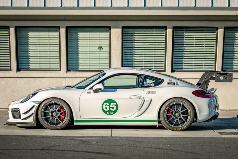 Porsche Of The Day: Modified 2016 Porsche 981 Cayman GT4