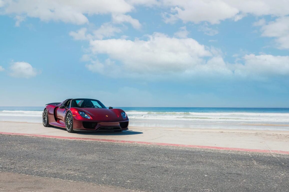 Porsche Of The Day: 2015 Porsche 918 Spyder Weissach Package In PTS ...