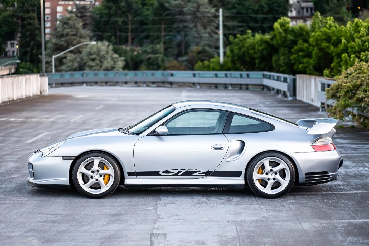 FOR SALE: 2002 Porsche 911 GT2