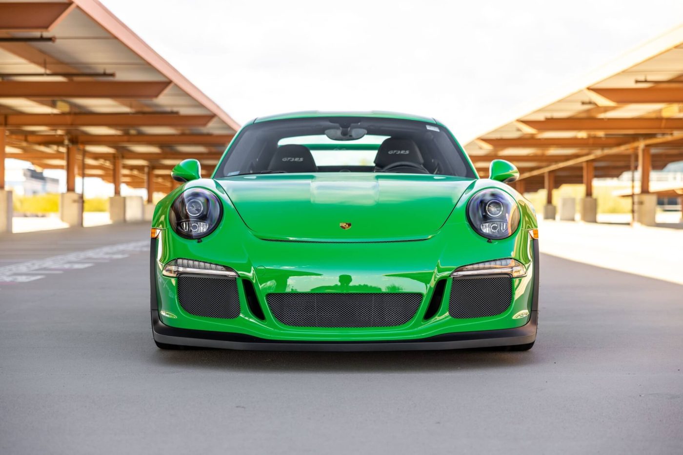FOR SALE: Low Milage 2016 Porsche 991 GT3 RS In Paint to Sample Viper Green